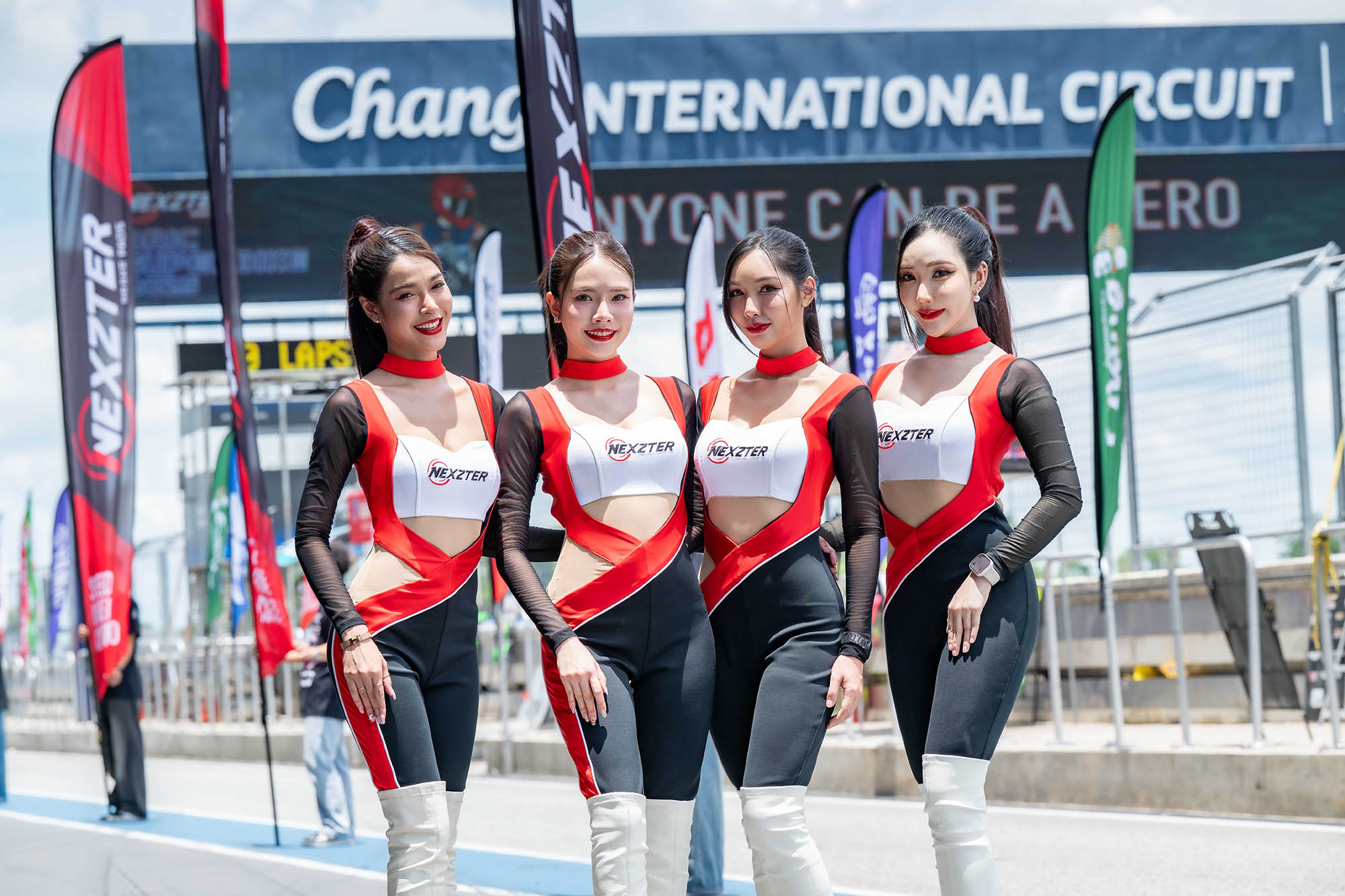 Race Day สุดเดือด! “Pit Walk” เติมสีสันก่อน ศึก NEXZTER BRIC Superbike ...
